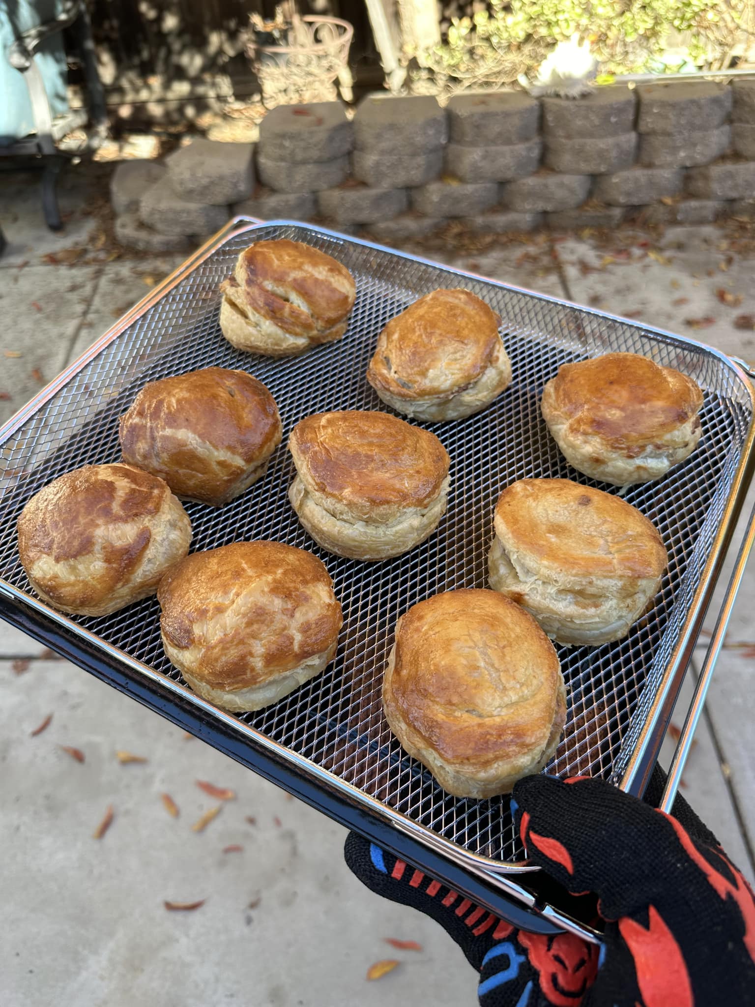 Bánh Patê Sô (Vietnamese Meat Pie) – No Limit Cooking